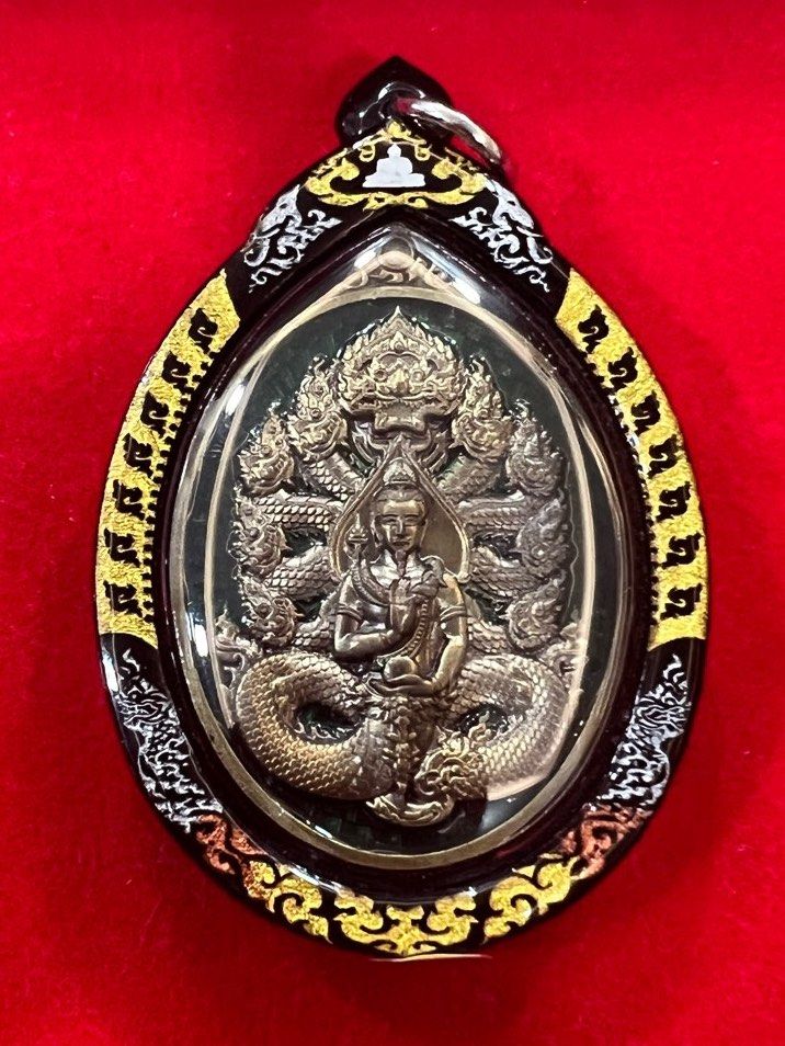 LP Channai Naga 9 Nawa green longya, Hobbies & Toys, Memorabilia ...