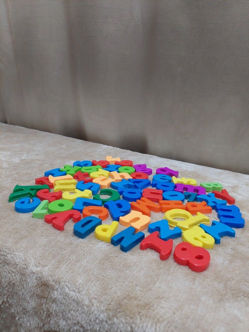 Magnetic Letters & Numbers, Bulletin Board, Looking For on Carousell