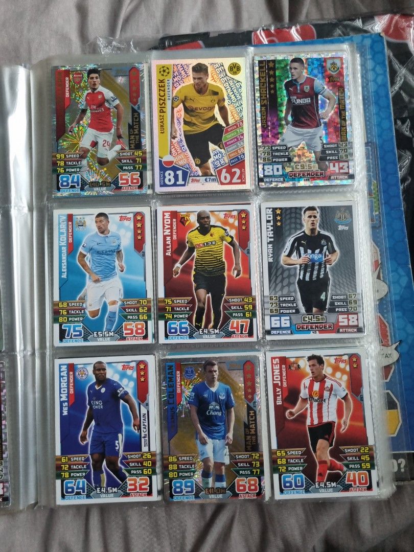Match Attax Folder with cards and playing mat, Hobbies & Toys, Toys ...