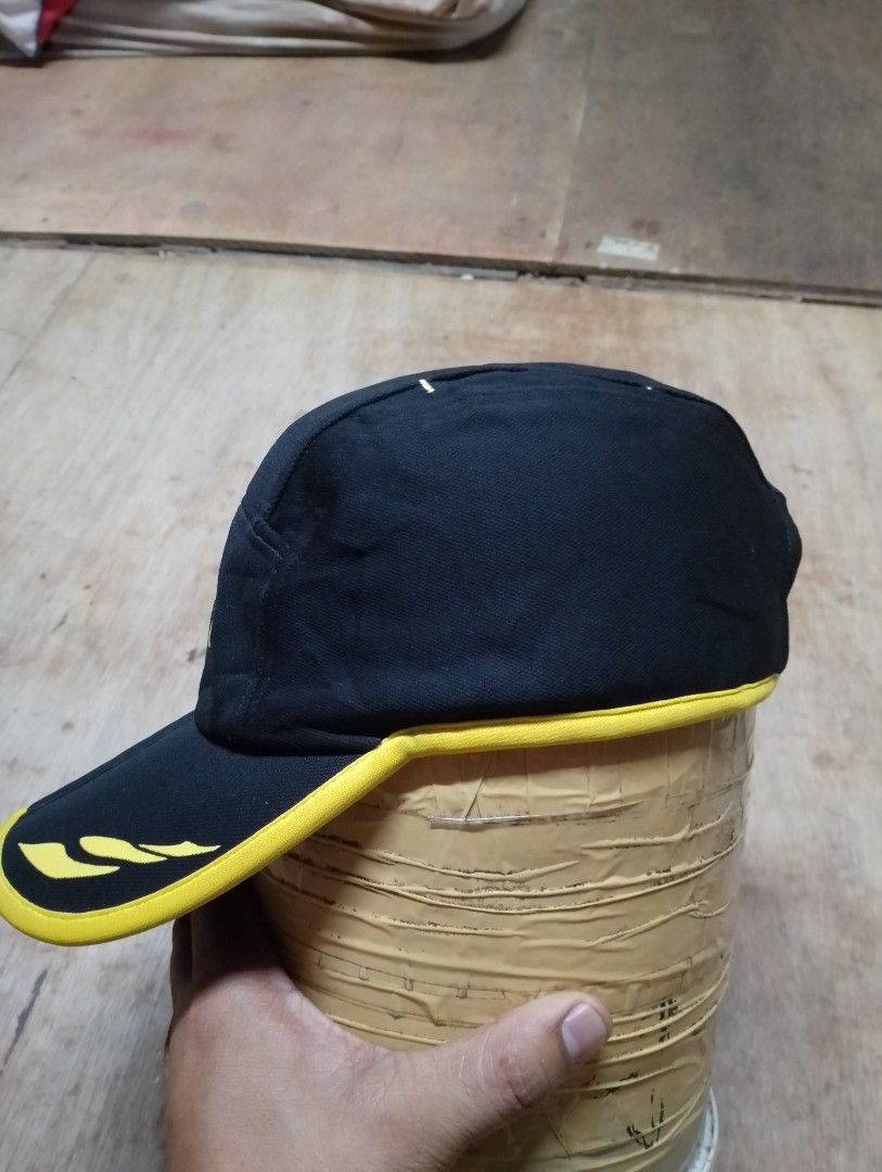 MILLET 5 PANNEL FOLDING BRIM, Men's Fashion, Watches & Accessories ...