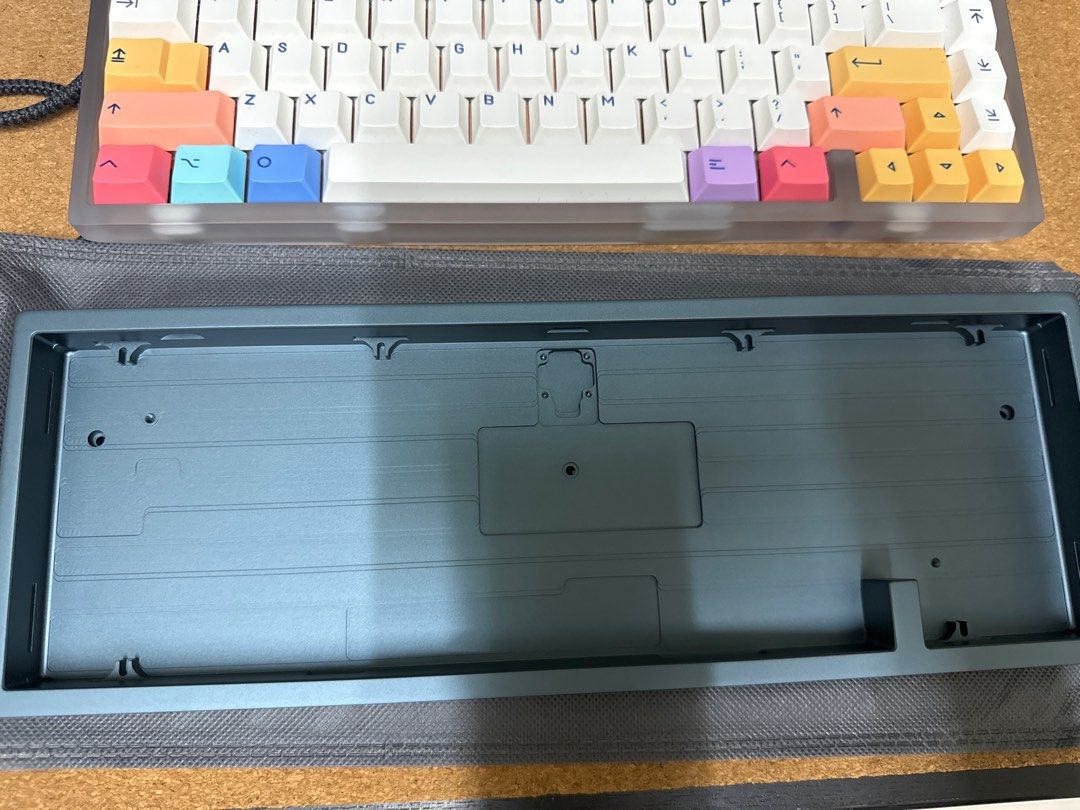 Mode Envoy Mirage Chassis, Computers & Tech, Parts & Accessories ...