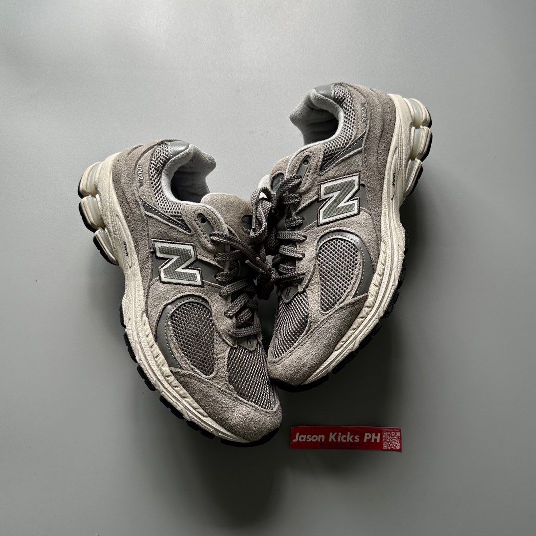 New Balance 2002r Marblehead Light Aluminum, Men's Fashion, Footwear ...