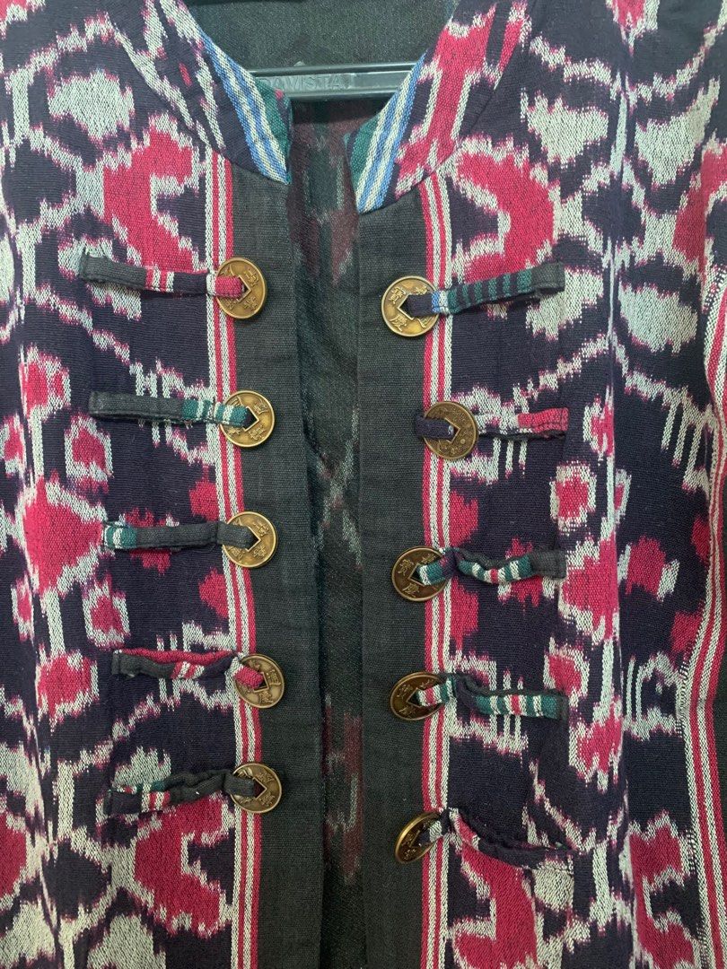 Outer Rompi Batik Motif Tenun Hitam Merah, Fesyen Wanita, Pakaian ...