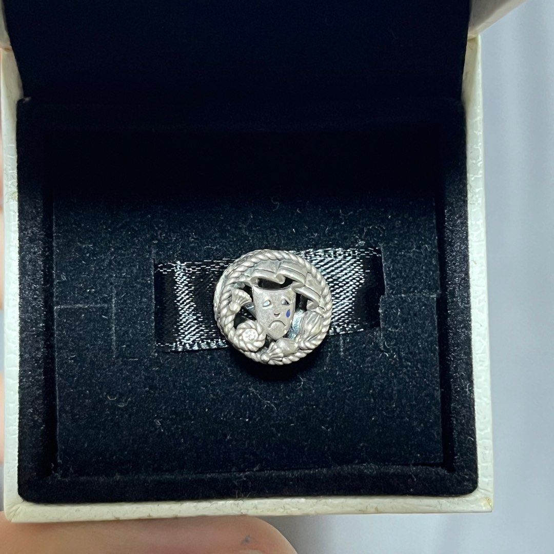 pandora comedy & tragedy drama mask charm, Women's Fashion, Jewelry ...