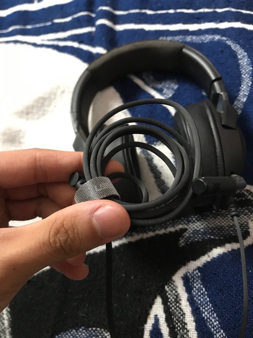 razer headphones, Audio, Headphones & Headsets on Carousell