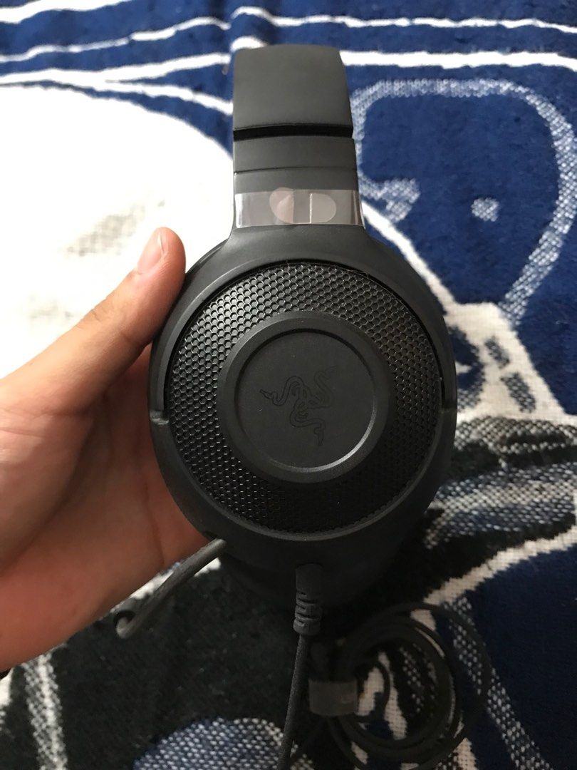 razer headphones, Audio, Headphones & Headsets on Carousell