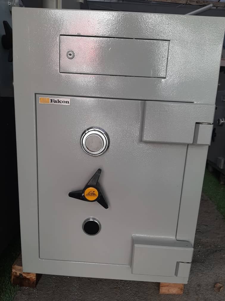 Safebox, safety locker, peti besi, Furniture & Home Living, Security ...