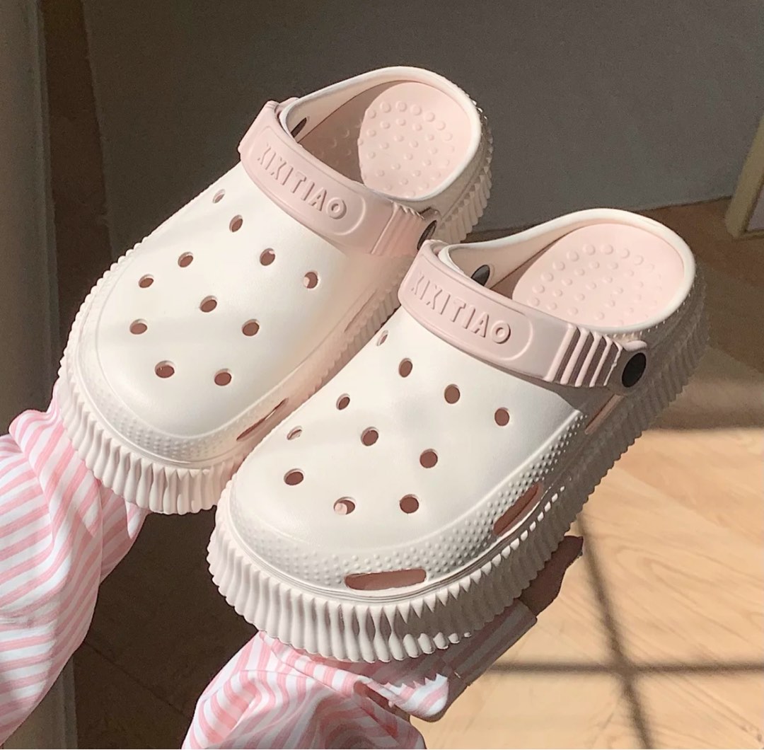 Sandals /Like Crocs Sandals, Women's Fashion, Footwear, Flipflops and ...