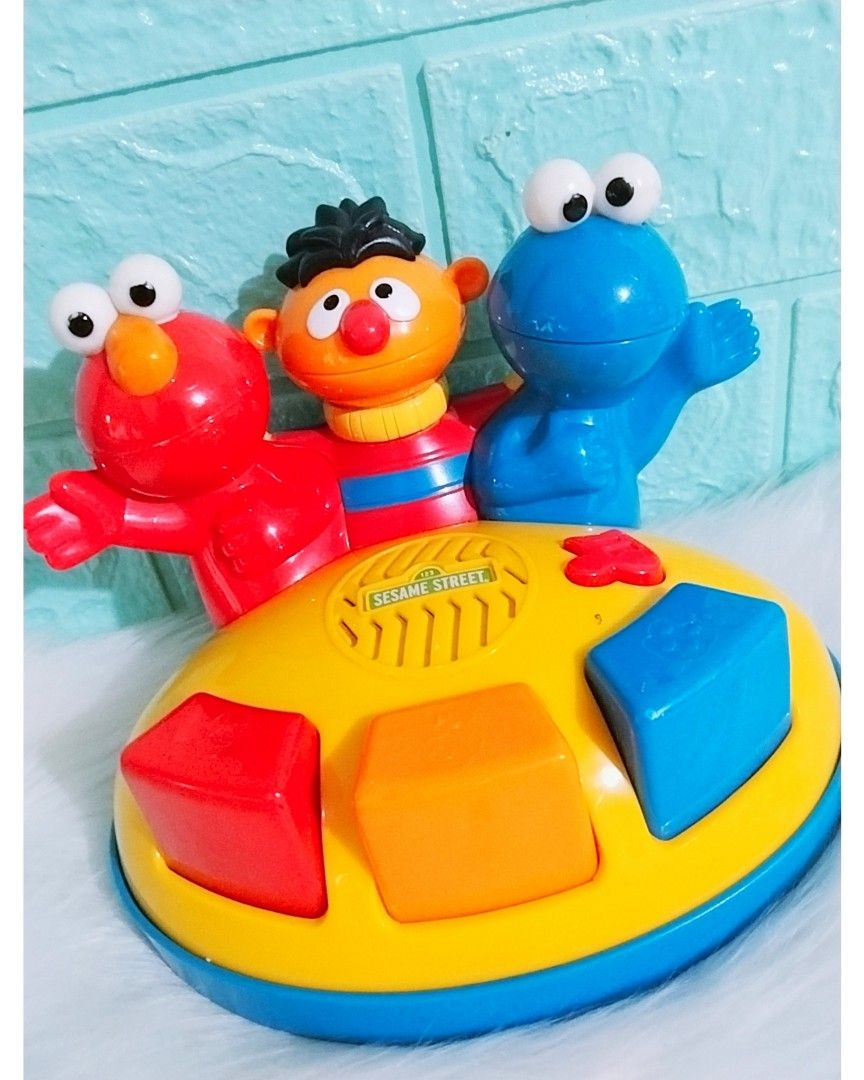 Sesame Street Toy Elmos Giggle Gang Piano 2005 Rare, Babies & Kids ...