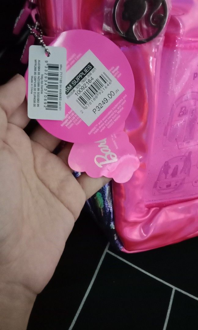 SMIGGLE X BARBIE CLASSIC BAGPACK, Babies & Kids, Babies & Kids Fashion ...