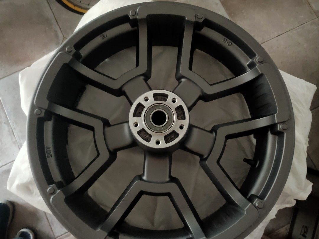 Softail breakout acc rims, Motorcycles, Motorcycle Accessories on Carousell