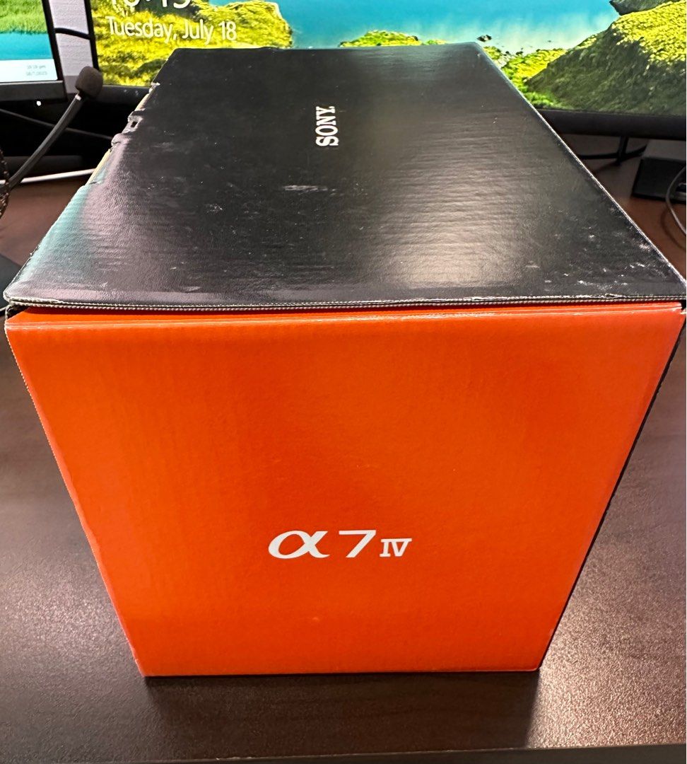 Sony a7iv with kit lens, Photography, Cameras on Carousell