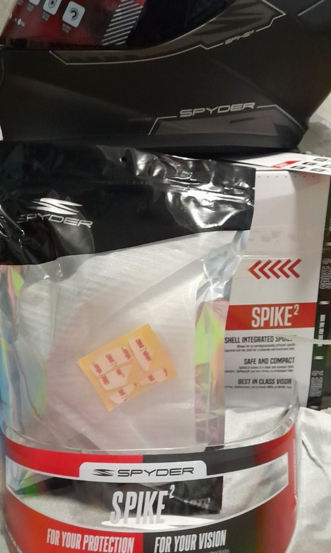 Spyder Spike 2 fullface helmet XL, Motorbikes, Motorbike Parts ...