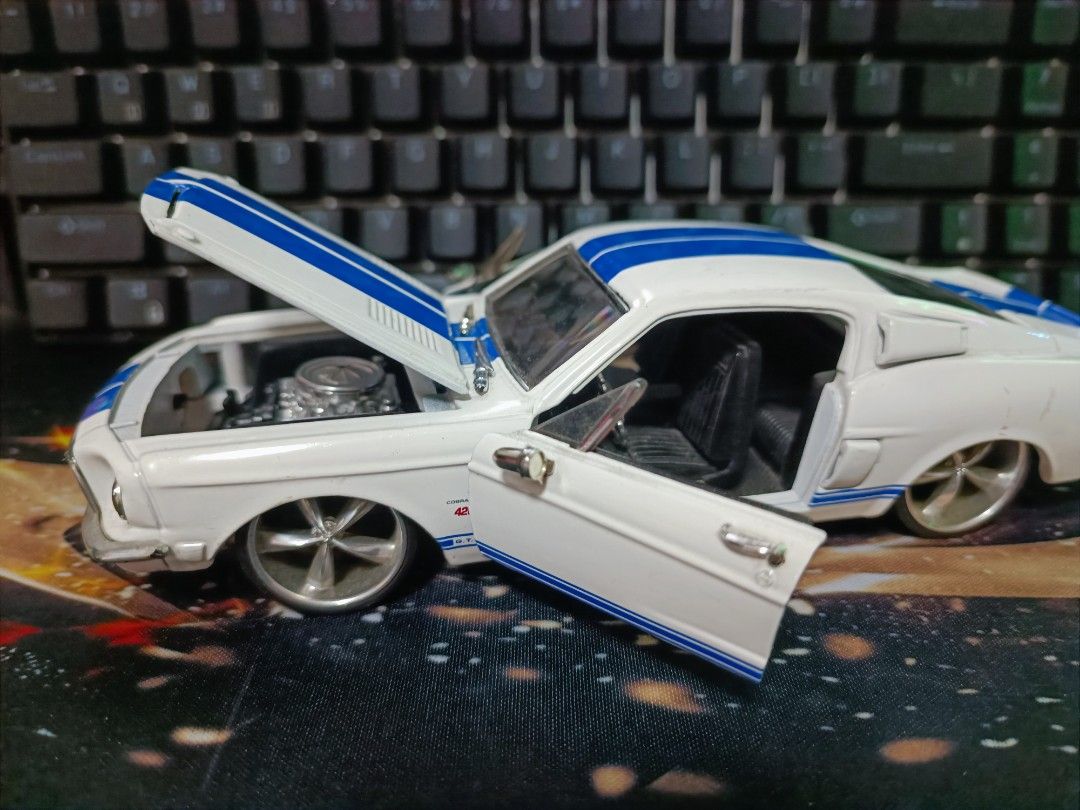SUNNYSIDE GT500KR 1968 SHELBY WHITE 1/24 SCALE, Hobbies & Toys, Toys ...