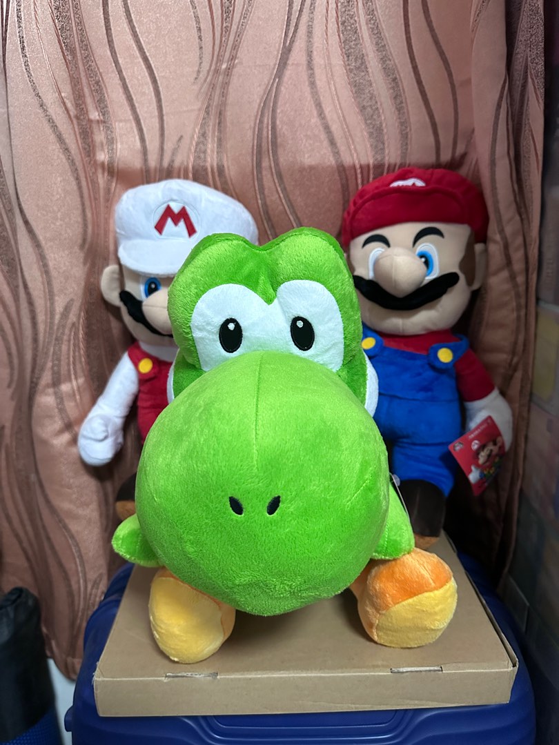 Super Mario and Yoshi Set, Video Gaming, Video Games, Nintendo on Carousell