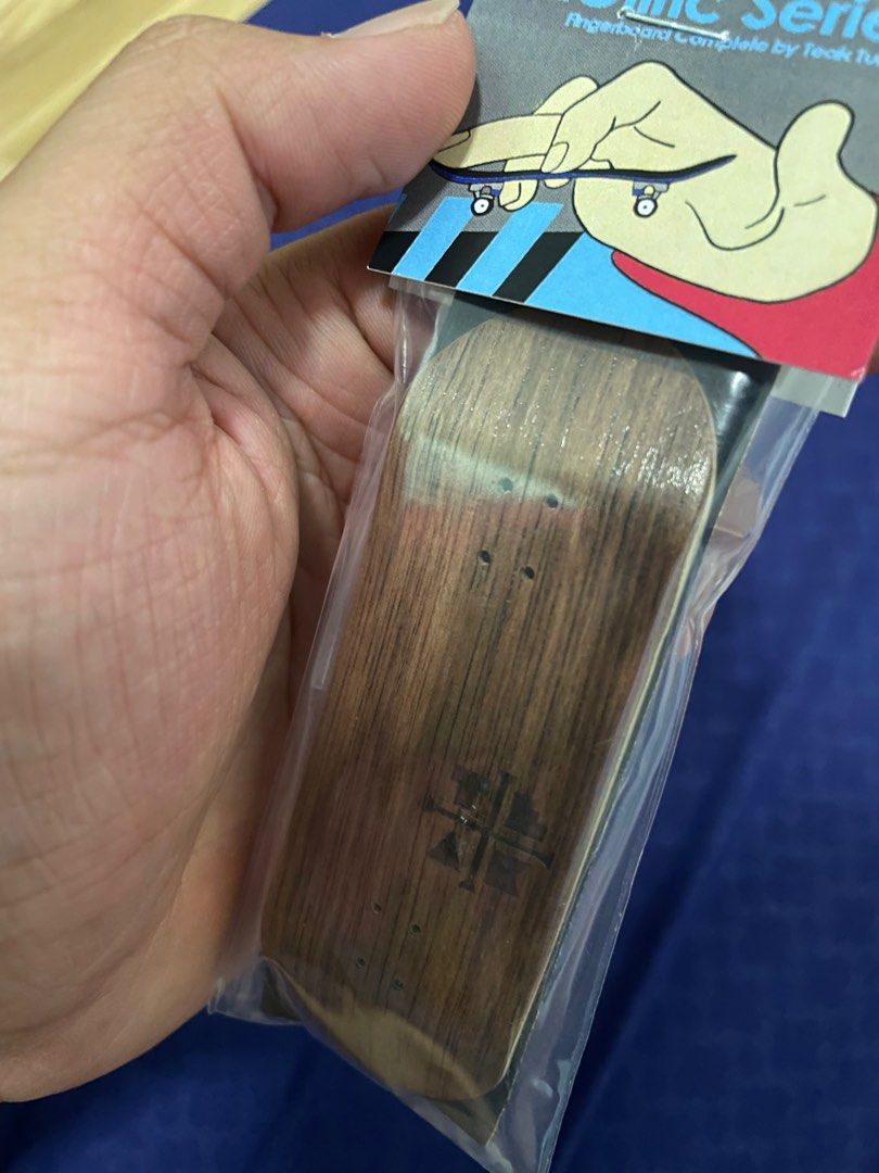 TEAK TUNING prodigy fingerboard complete, Hobbies & Toys, Toys & Games ...
