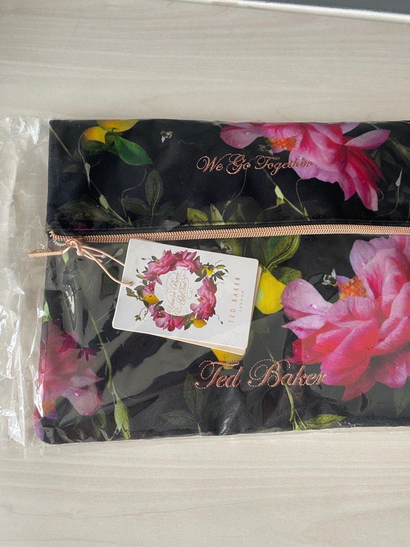 Ted Baker Laundry Bags - Set of 3, Women's Fashion, Watches ...