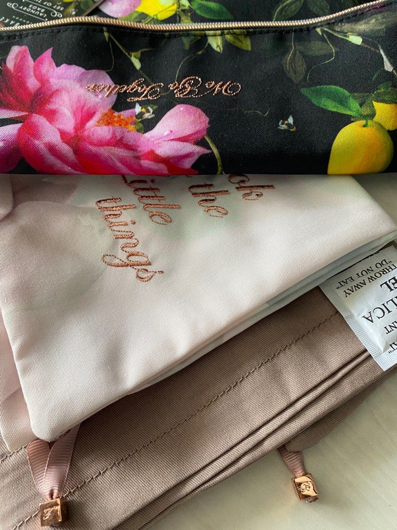 Ted Baker Laundry Bags - Set of 3, Women's Fashion, Watches ...