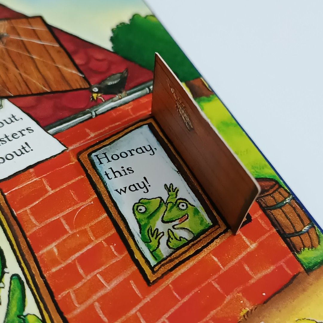 The Bedtime Bear (Lift the Flap Book), Hobbies & Toys, Books ...