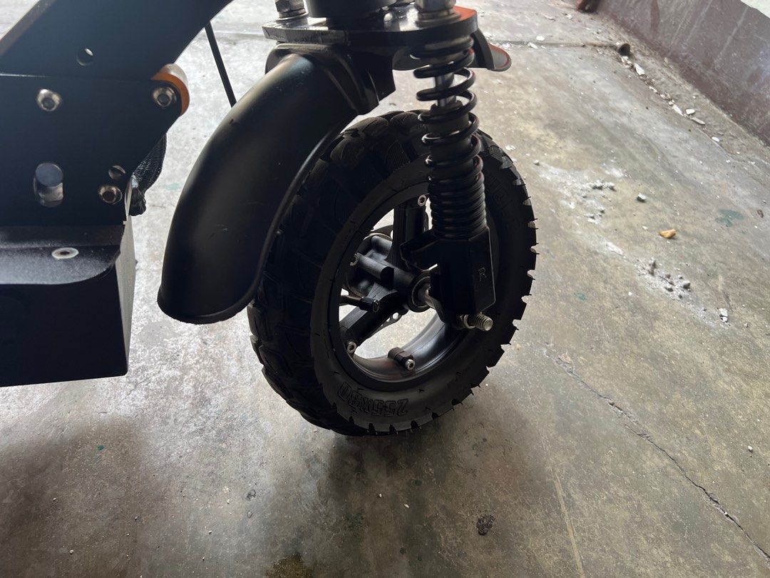 Ultron Mini V2, Sports Equipment, Sports & Games, Skates, Rollerblades ...