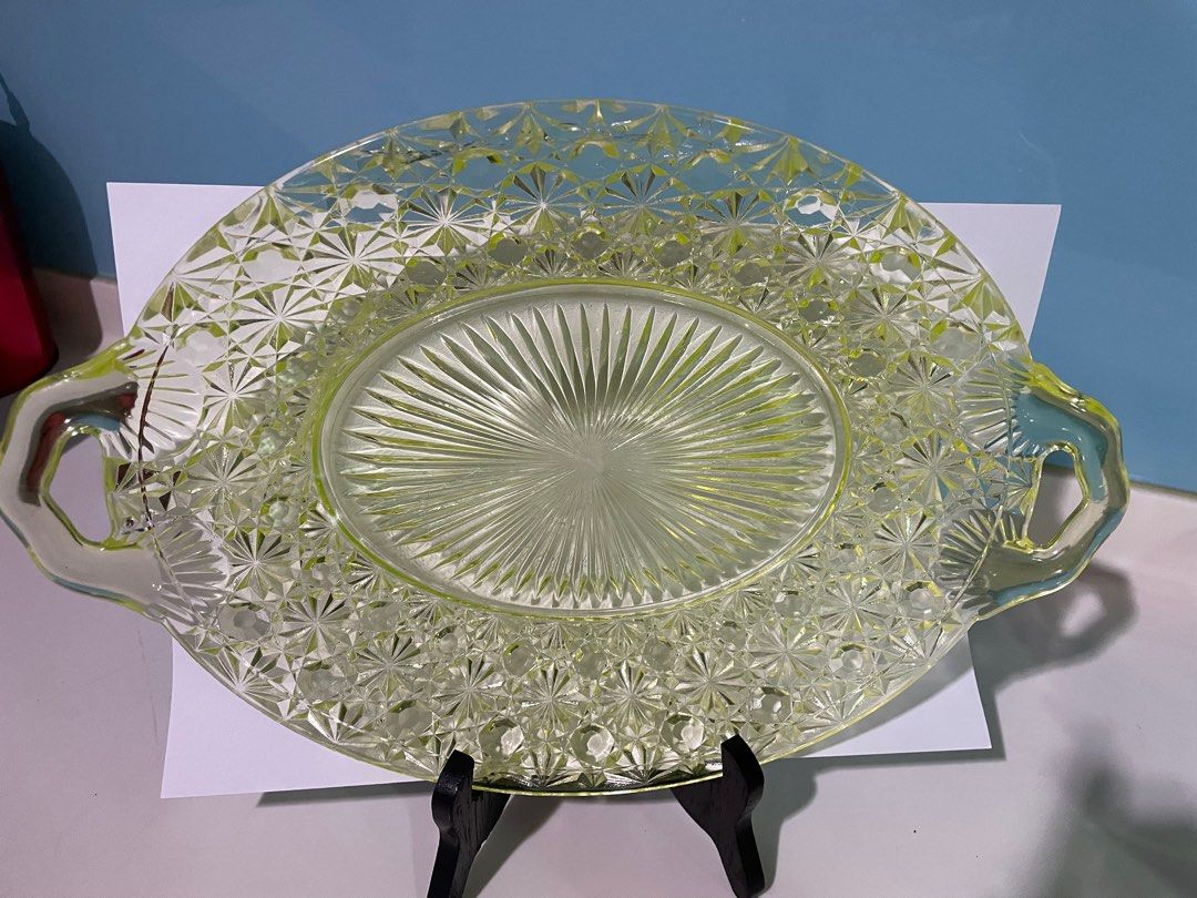 Vaseline Glass, Furniture & Home Living, Home Decor, Vases & Decorative ...