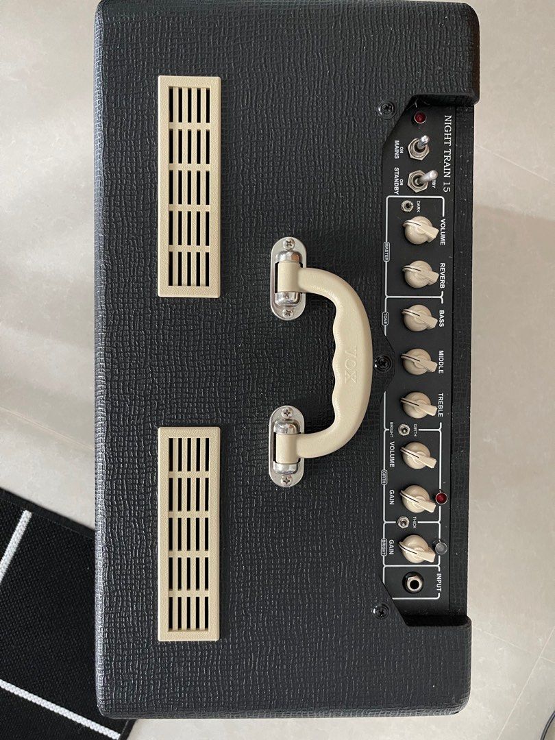 VOX valve guitar amp. LAST PRICE. FREE DELIVERY. Night Train NT15C1 15w ...