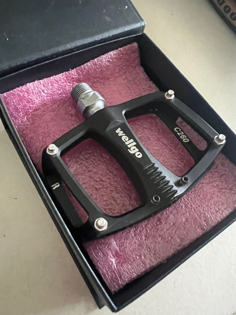 Wellgo Pedals, Sports Equipment, Bicycles & Parts, Parts & Accessories ...