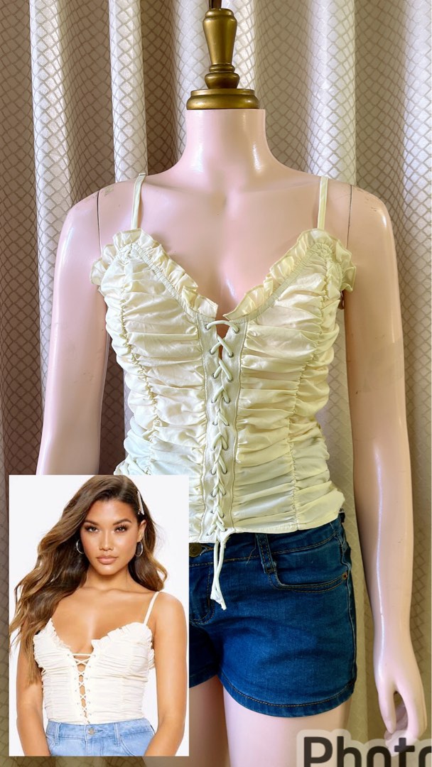 Yellow Coquette Top, Women's Fashion, Tops, Sleeveless on Carousell