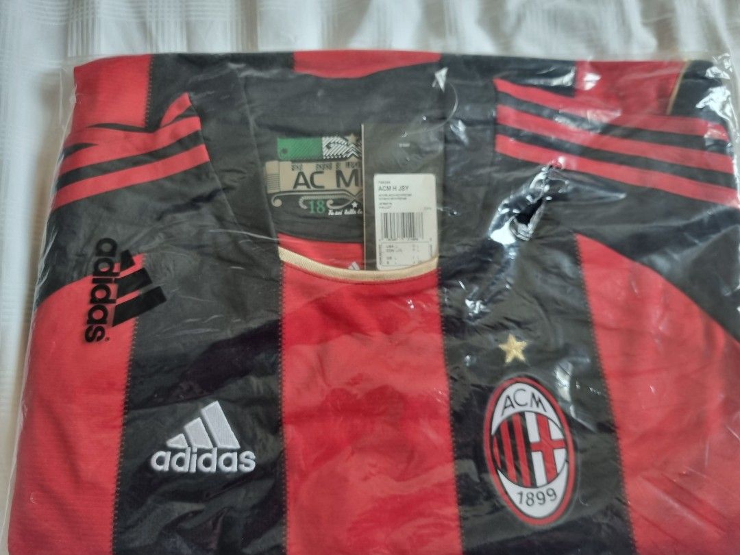 AC Milan 10/11 Jersey, Men's Fashion, Activewear on Carousell