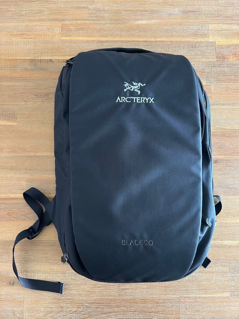 Arcteryx Blade 20, Men's Fashion, Bags, Backpacks on Carousell