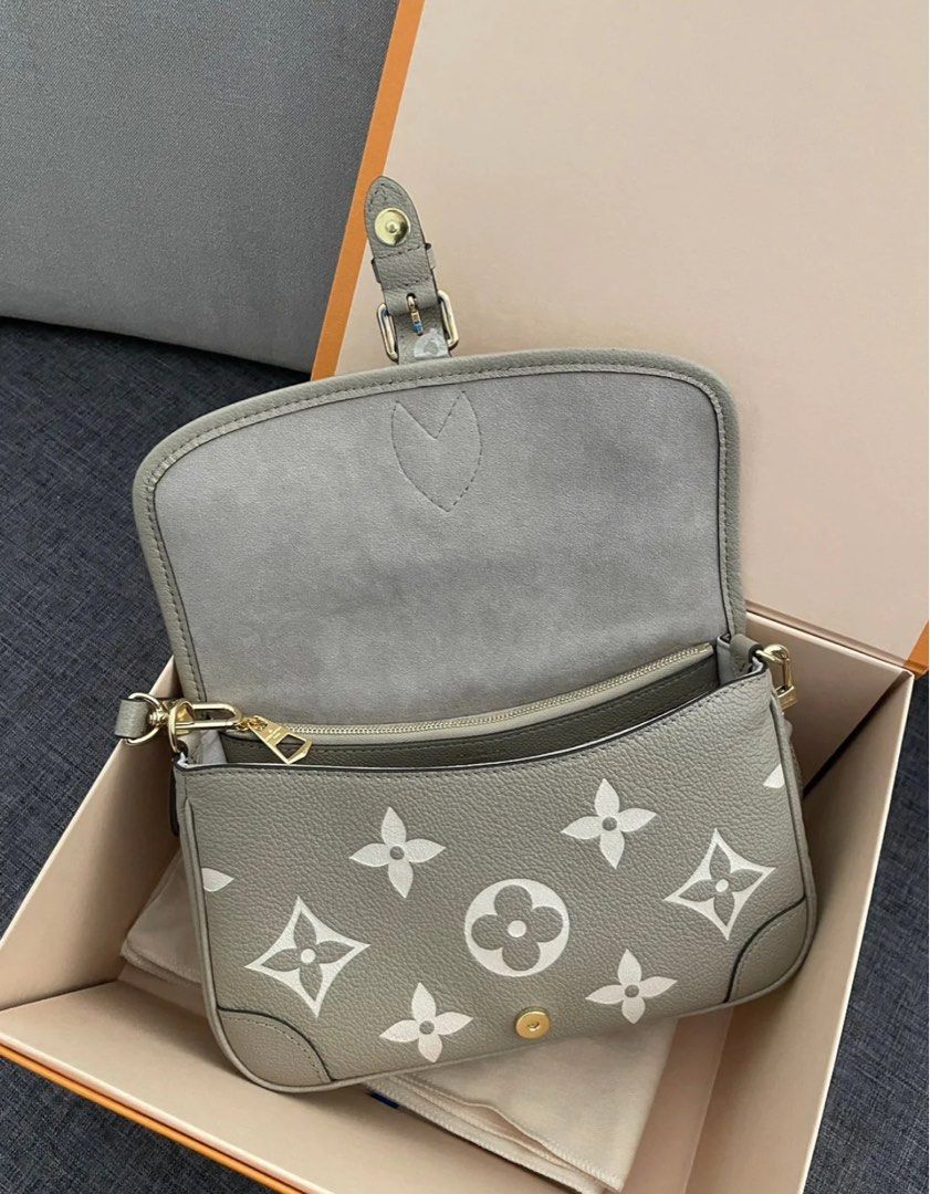 AUTHENTIC LV DIANE, Luxury, Bags & Wallets on Carousell