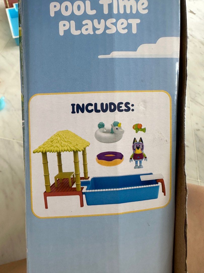 Bluey pool playset, Hobbies & Toys, Toys & Games on Carousell