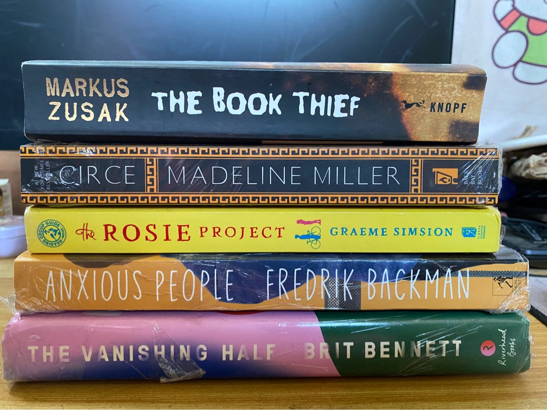 BOOKTOK BUNDLE, Hobbies & Toys, Books & Magazines, Fiction & Non ...