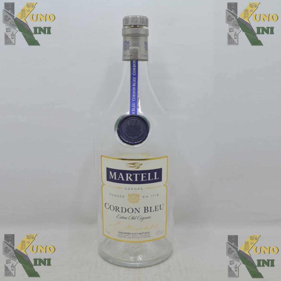 BOTOL BEKAS CORDON BLEU - tanpa isi, Antik, Pajangan di Carousell