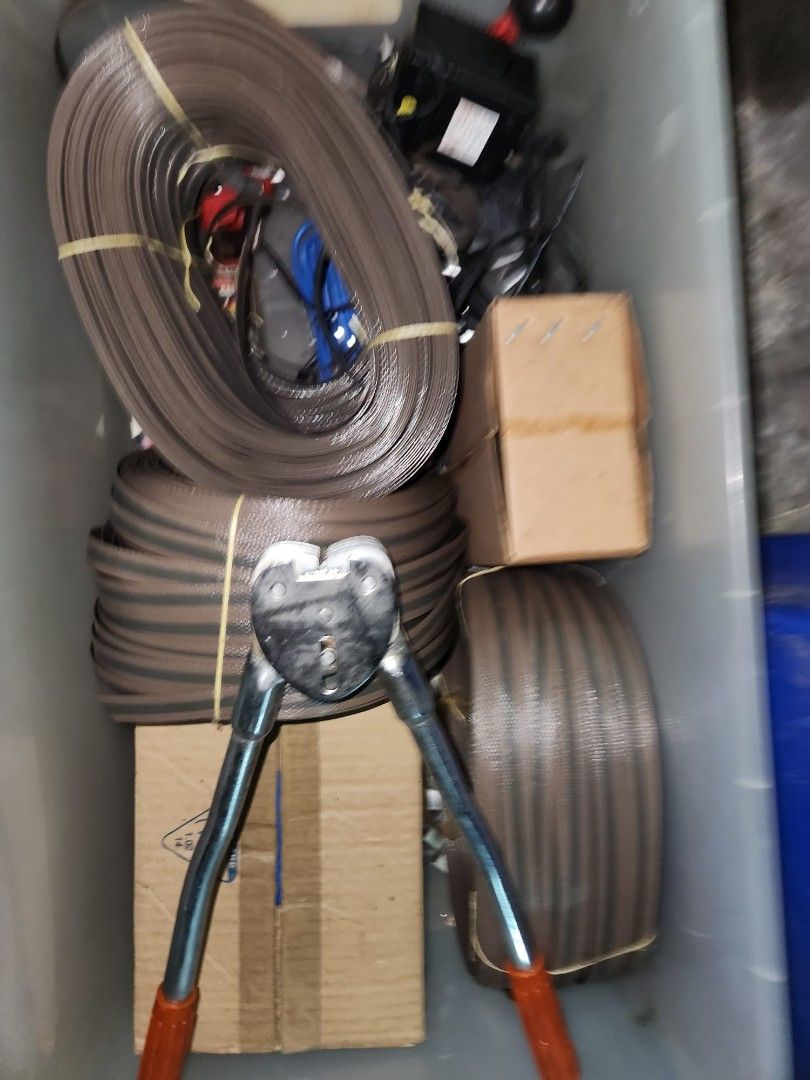 Box packing strip clamp, Furniture & Home Living, Home Improvement ...