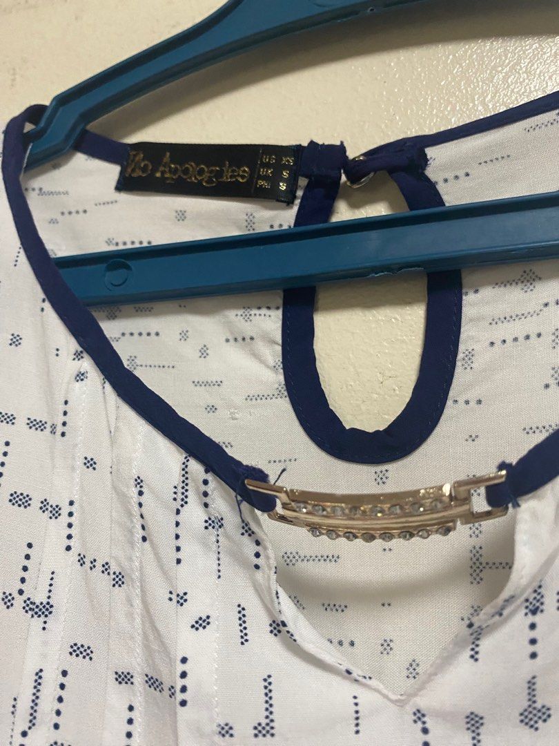 [Branded] No Apologies White Printed Design Blouses, Women's Fashion ...