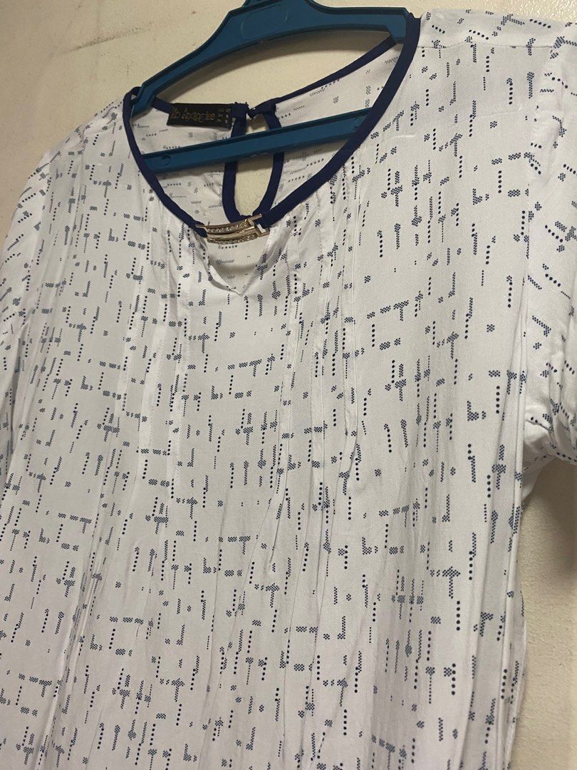 [Branded] No Apologies White Printed Design Blouses, Women's Fashion ...