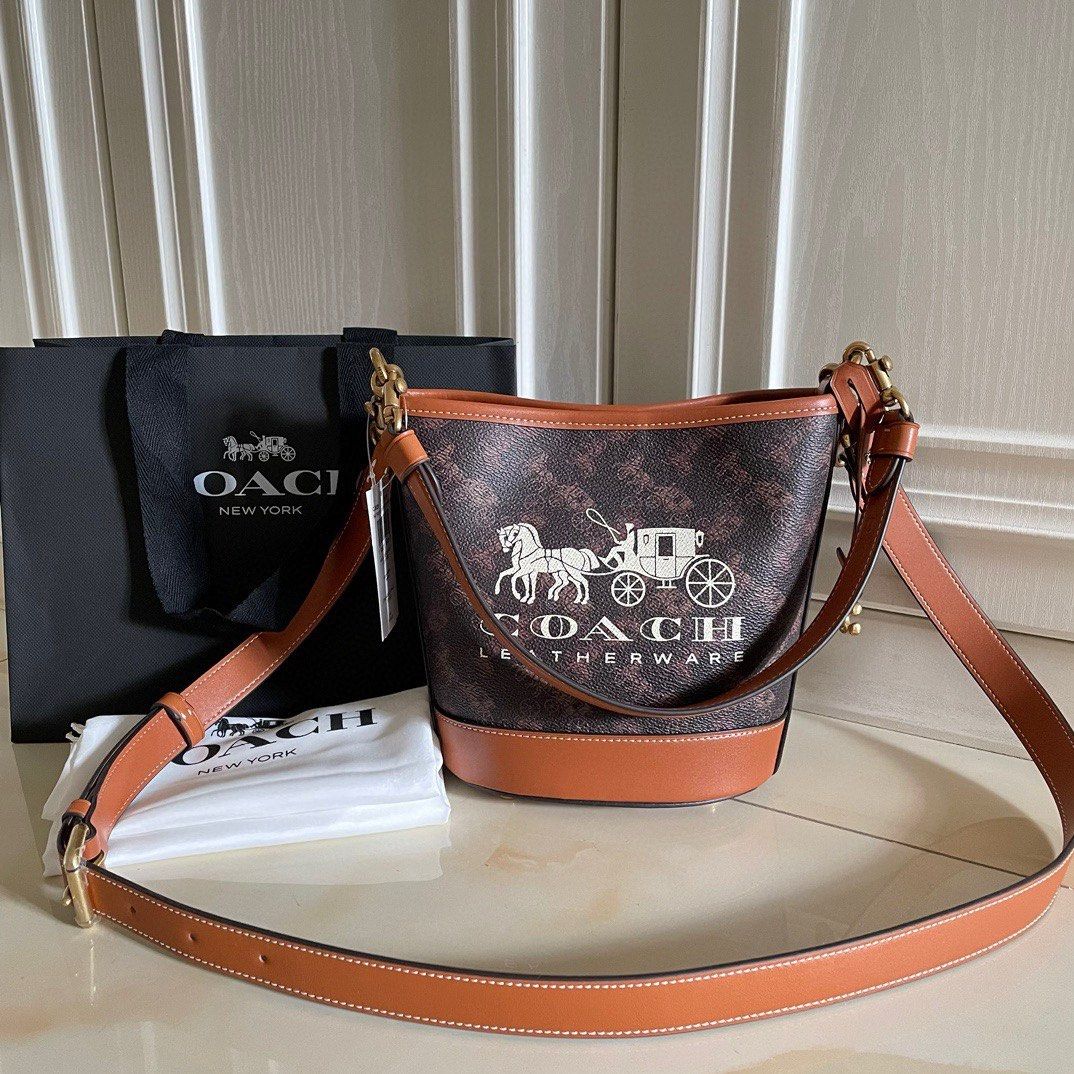 Coach CJ828 Datoka Mini Bucket Bag, Women's Fashion, Bags & Wallets ...