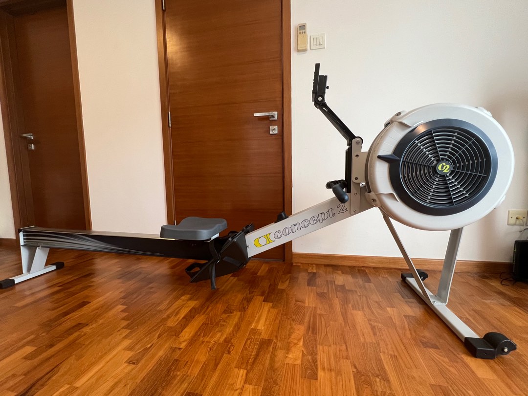 Concept 2 Model D Rowing Machine with PM5, Sports Equipment, Exercise ...