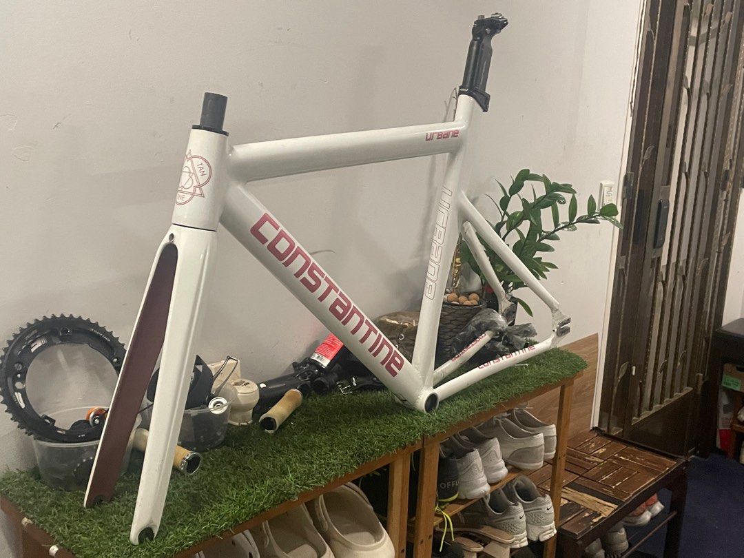 Constantine Urbane fixie frameset track, Sports Equipment, Bicycles ...