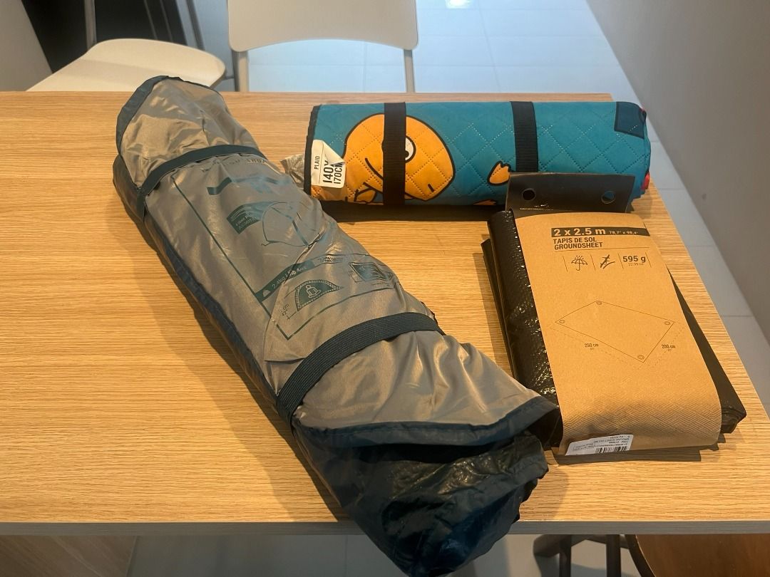 Decathlon Quechua TENT + GROUNDSHEET + PLAID, Sports Equipment, Hiking ...