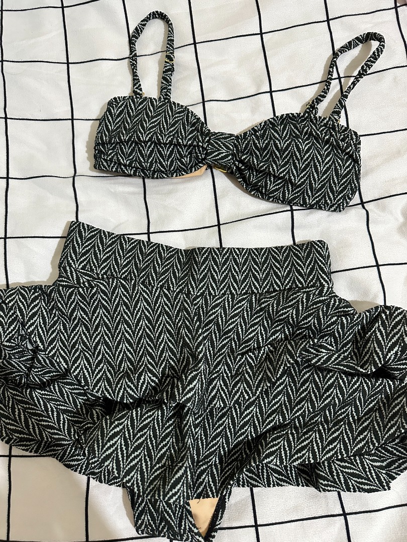 Eighth Mermaid Sasha Swimswear, Women's Fashion, Swimwear, Bikinis ...