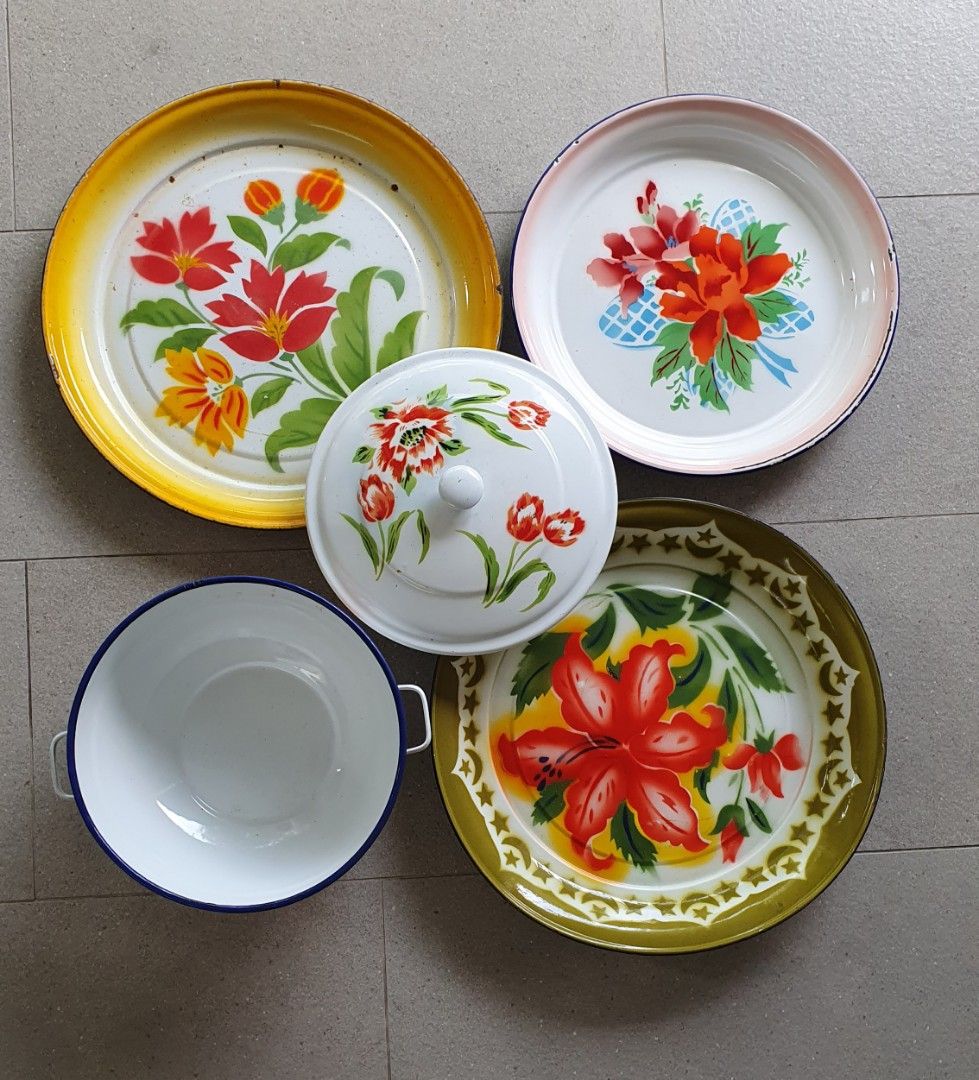 Enamel Trays & Pot - Floral Vintage Dulang. Bunga raya bulan, Hobbies ...