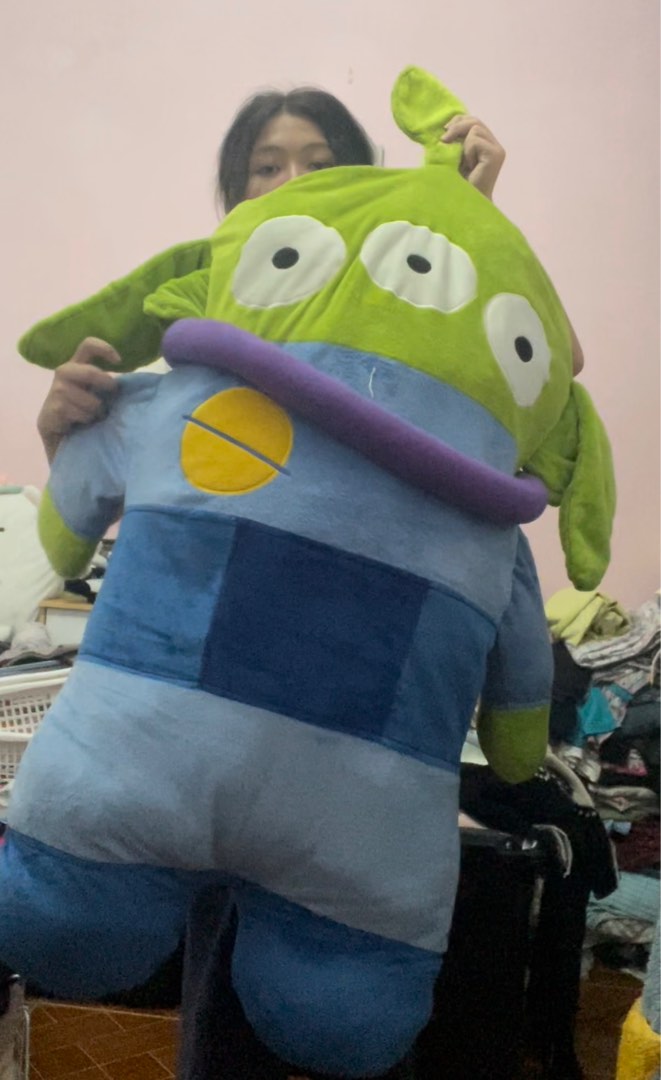 GIANT life sized alien stuffed toy toy story the claw, Hobbies & Toys ...