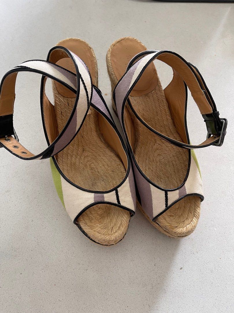 Hermes Wedge, Women's Fashion, Footwear, Wedges on Carousell