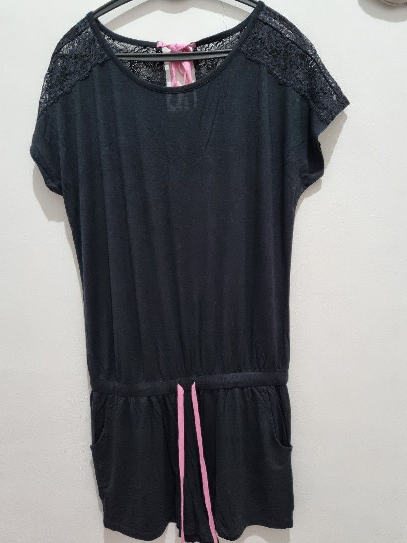 JP jumpsuit hitam wanita, Fesyen Wanita, Pakaian Wanita, Jumpsuits di ...