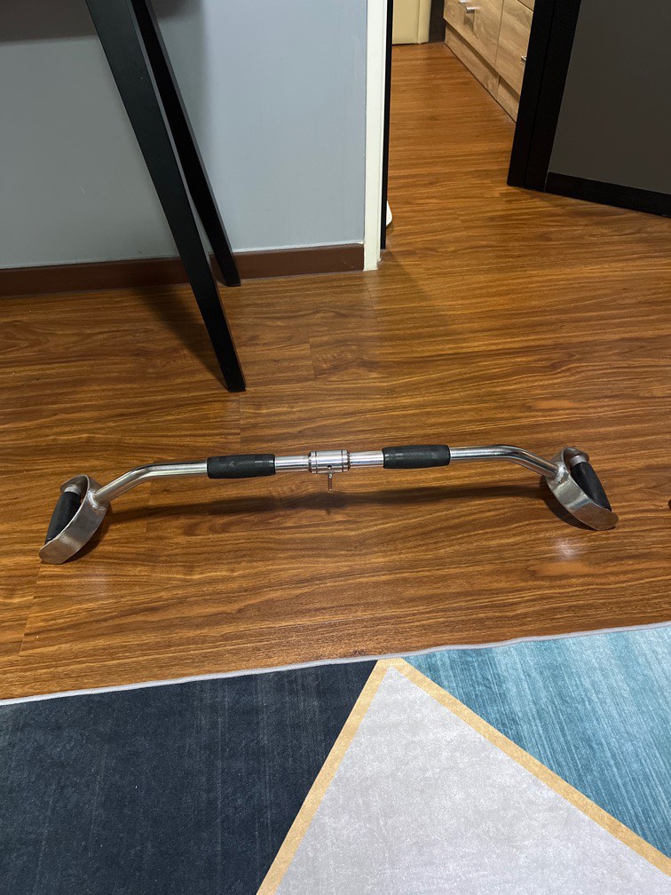 Lats pull down bar, Sports Equipment, Exercise & Fitness, Weights ...