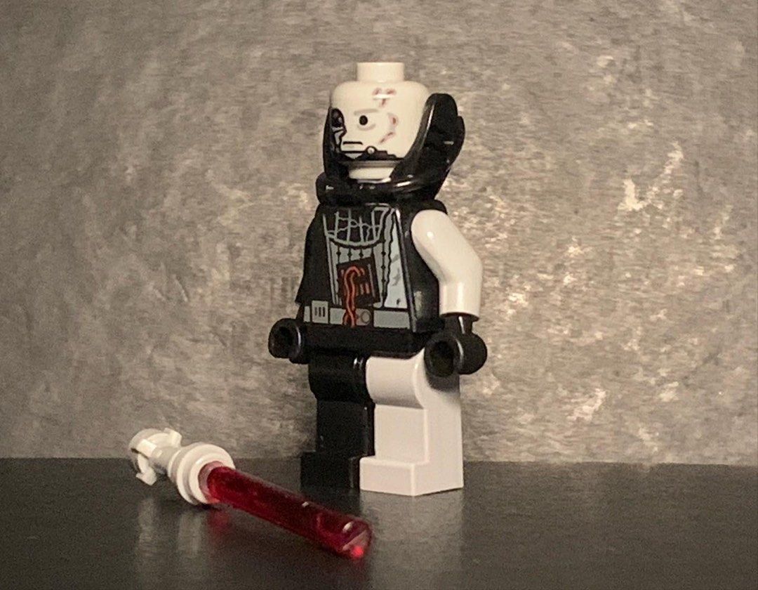 Lego Minifigures Star Wars Darth Vader Battle Damaged (2008) sw0180 ...