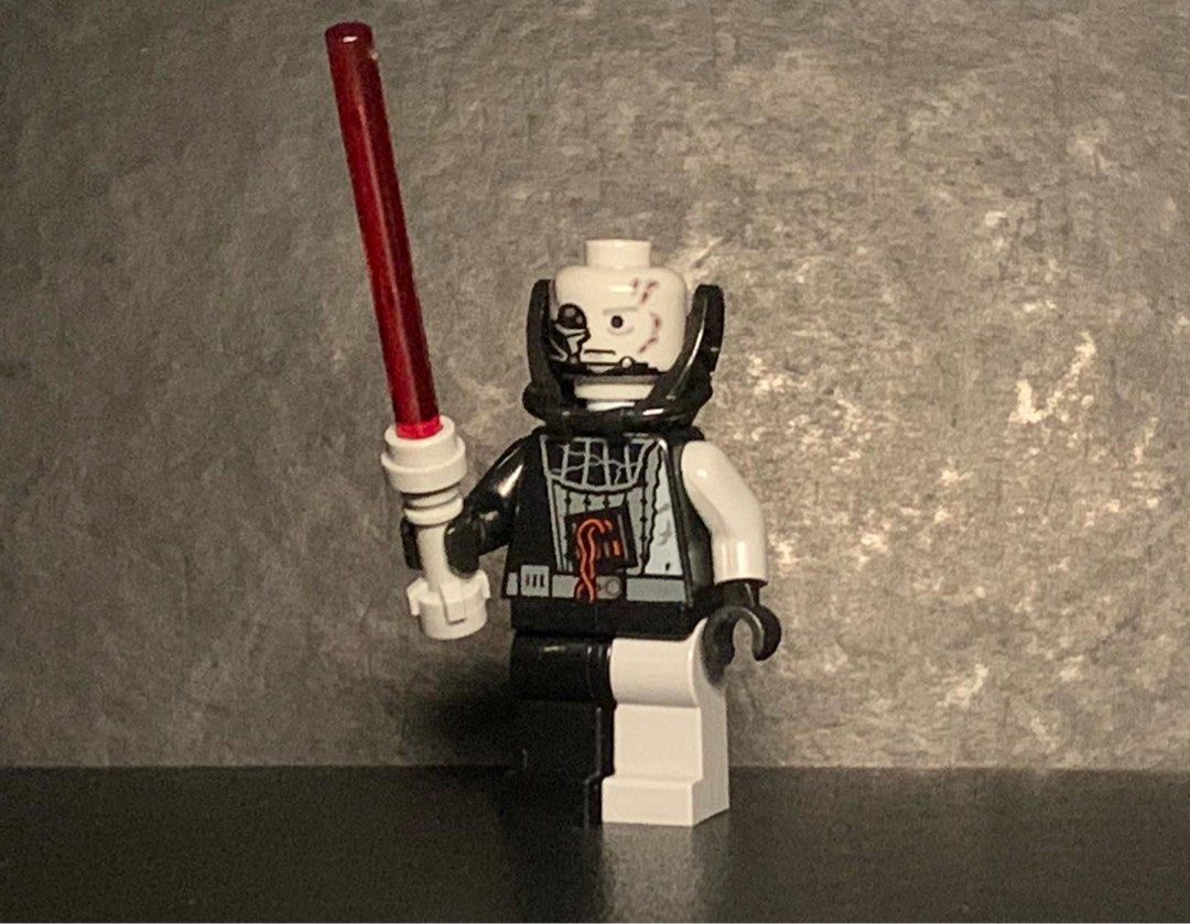 Lego Minifigures Star Wars Darth Vader Battle Damaged (2008) sw0180 ...