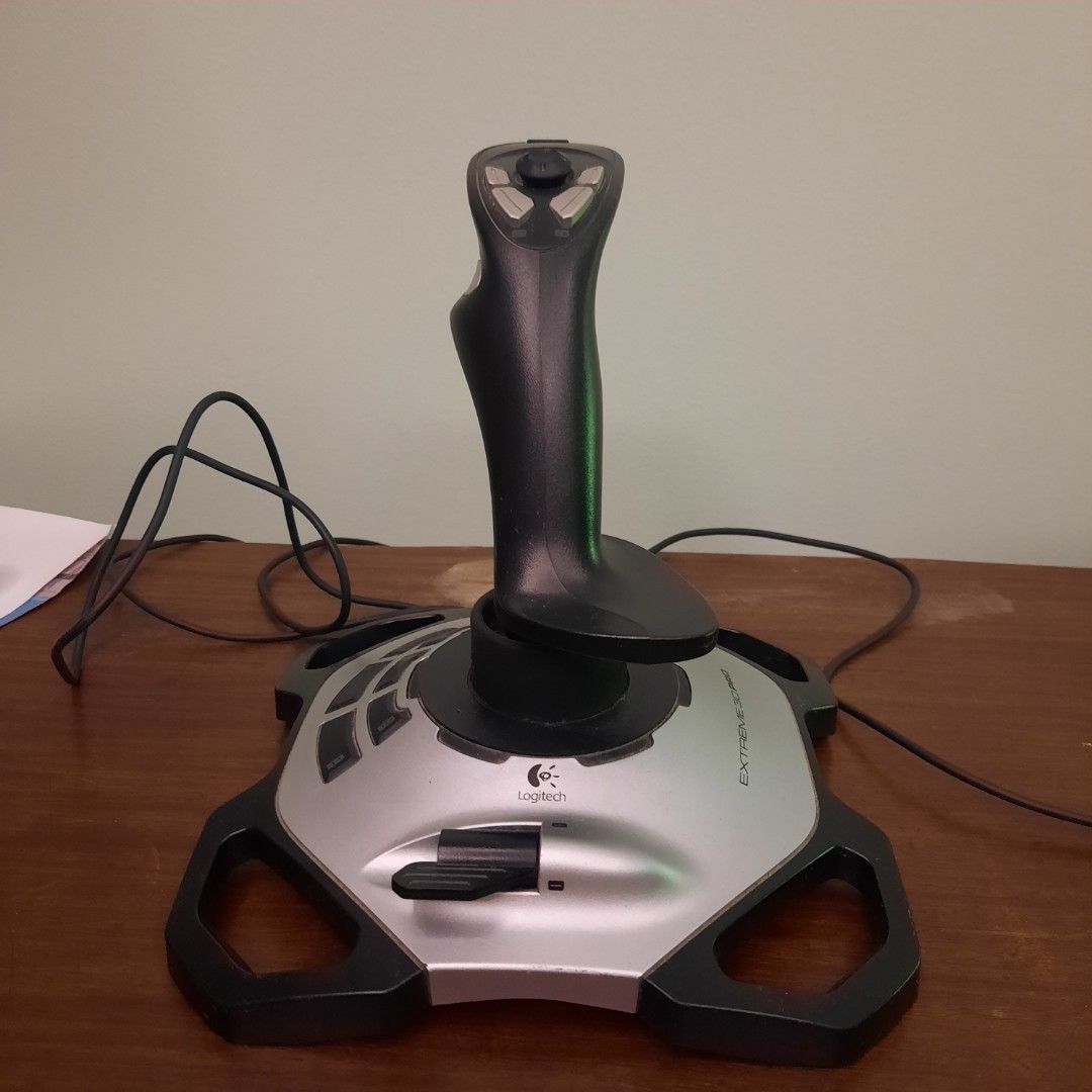 Logitech Extreme 3D Pro Flightstick, Video Gaming, Gaming Accessories ...